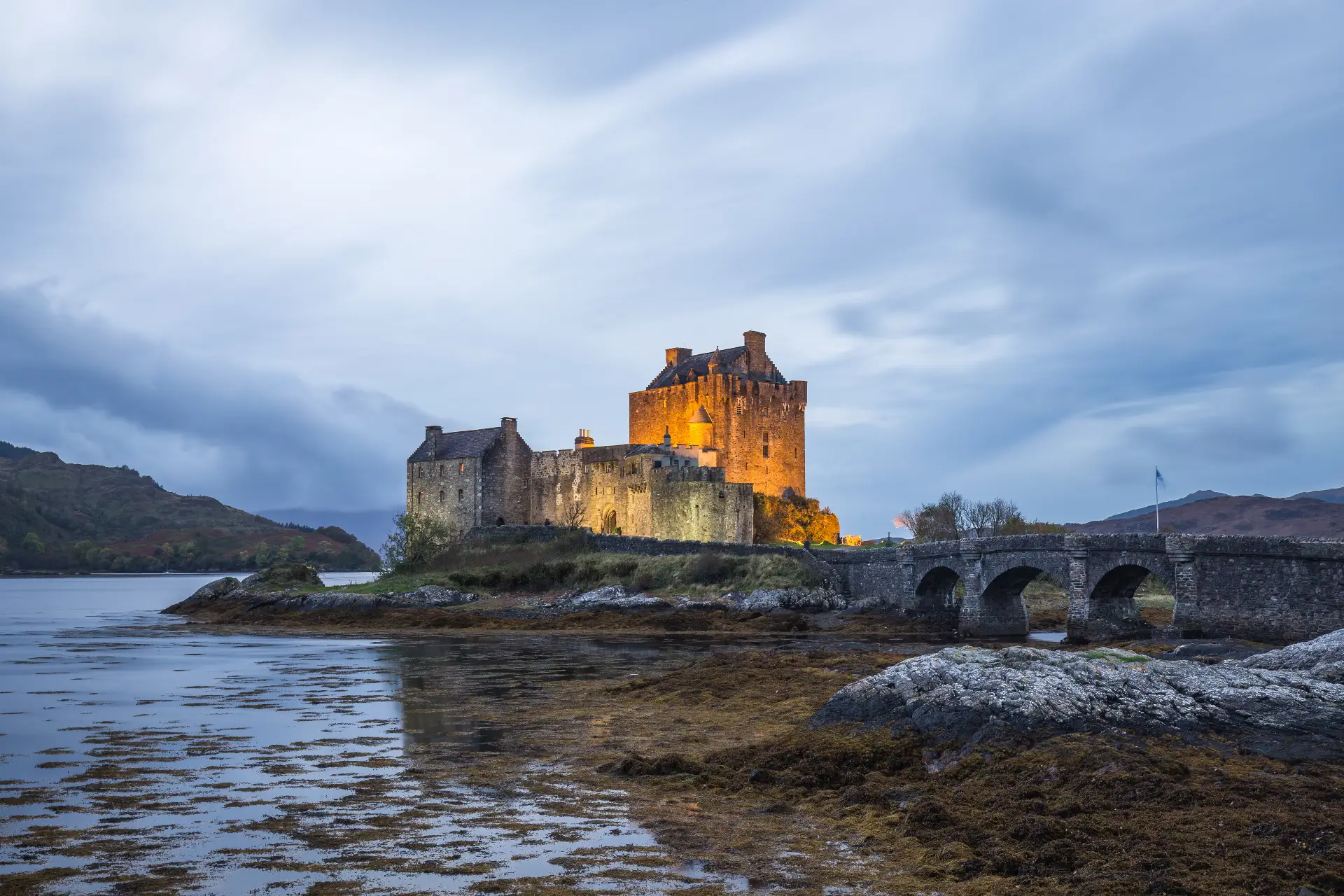 Book Small Group Tours of Scotland 2026/2027 | Luxury Mercedes Sprinter